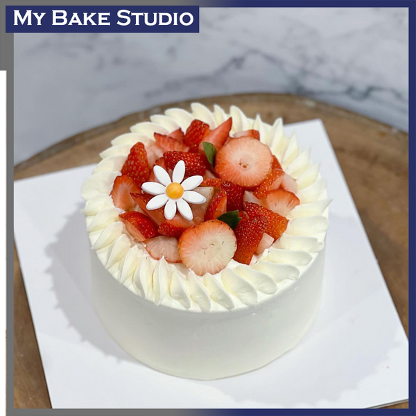 Strawberry shortcake - My Bake Studio